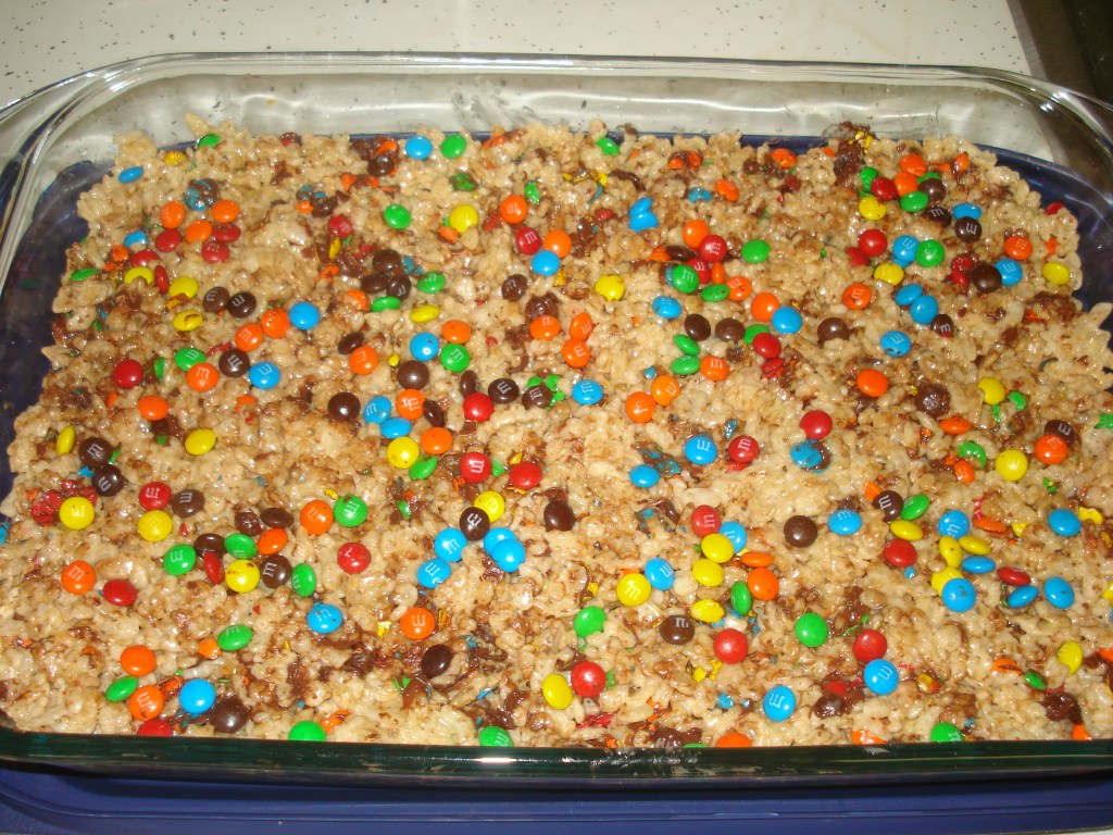 rice krispies treats with m&ms | Day-By-Day Masterpiece