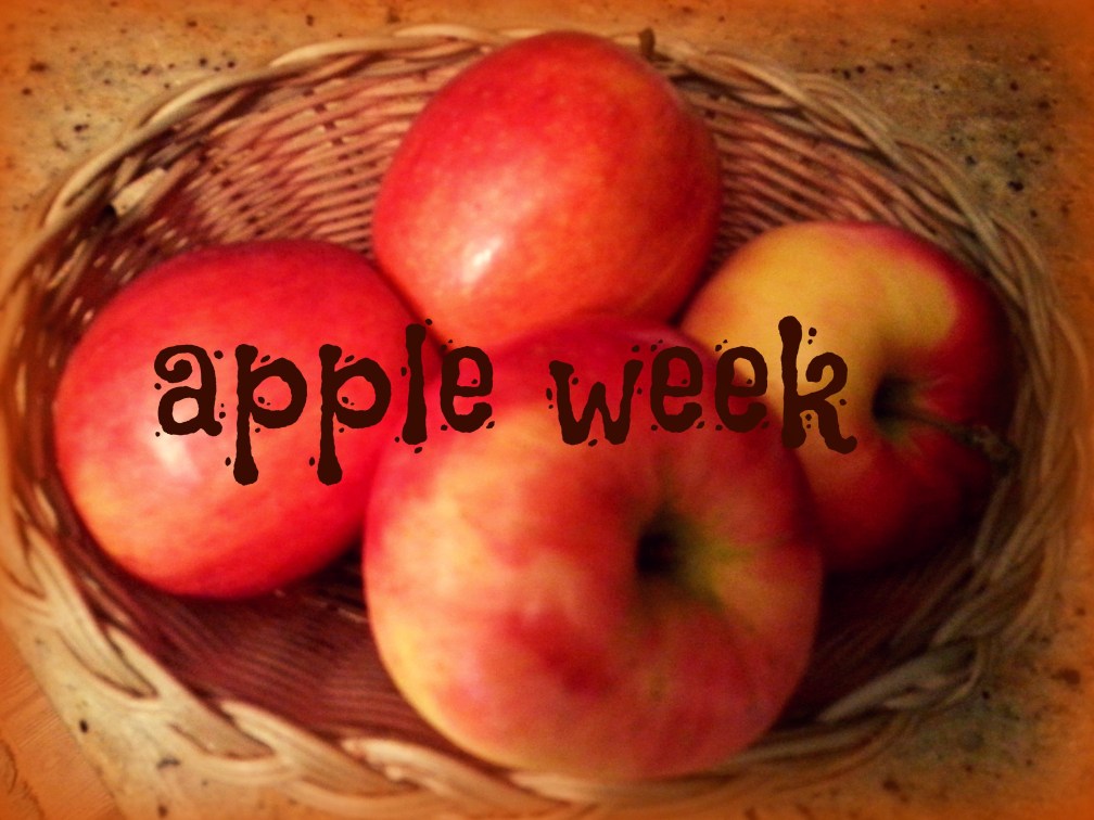 gluten-free apple pie bites | Day-By-Day Masterpiece